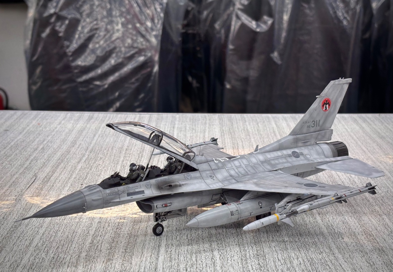 MMZ - F-16D PBU 1/48 완성작 입니다! 이번 모형은 제19전비 161대대에 전시 의뢰작 입니다.